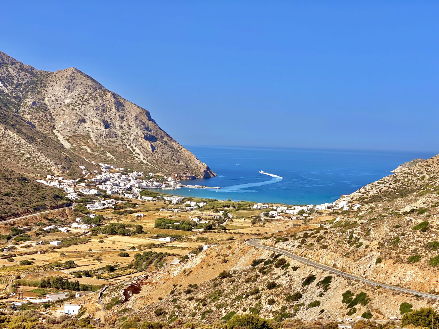 Sifnos Island: Discovering Greece’s Hidden Gem – Family Abroad